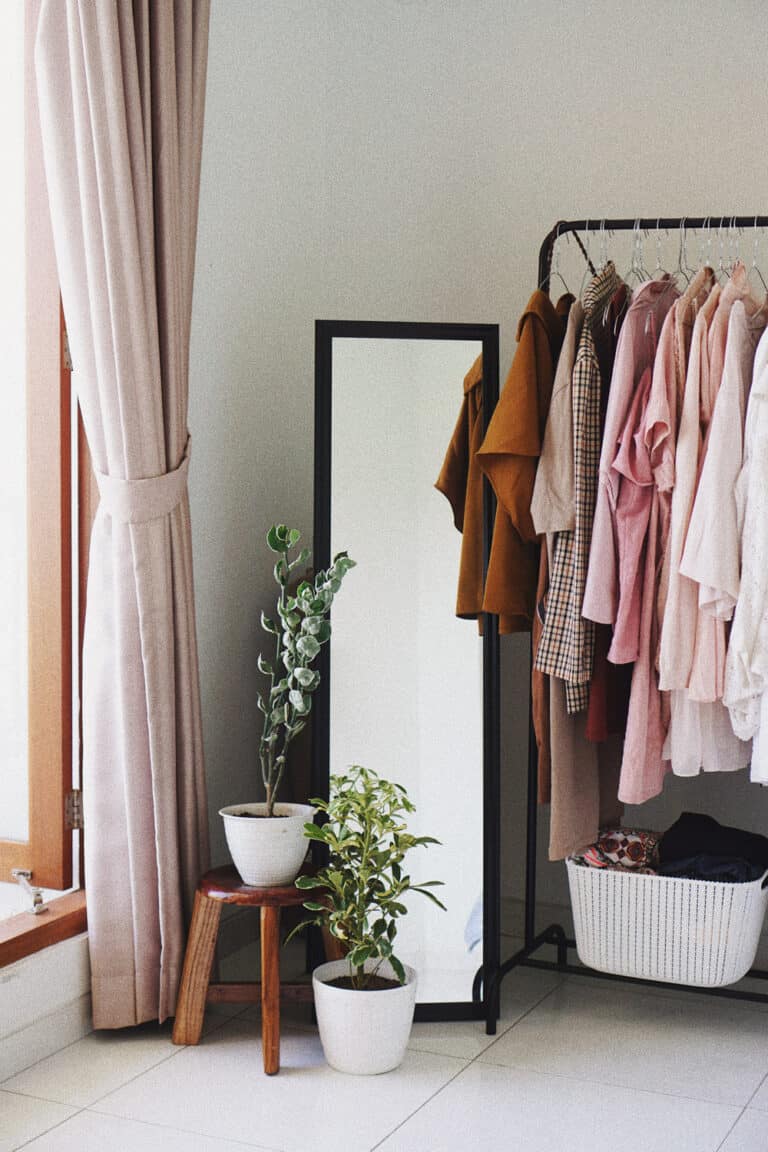 Minimalist Tips For Decluttering Your Home