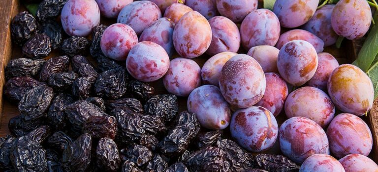 The 20 Fruits That Start With P (with pictures)